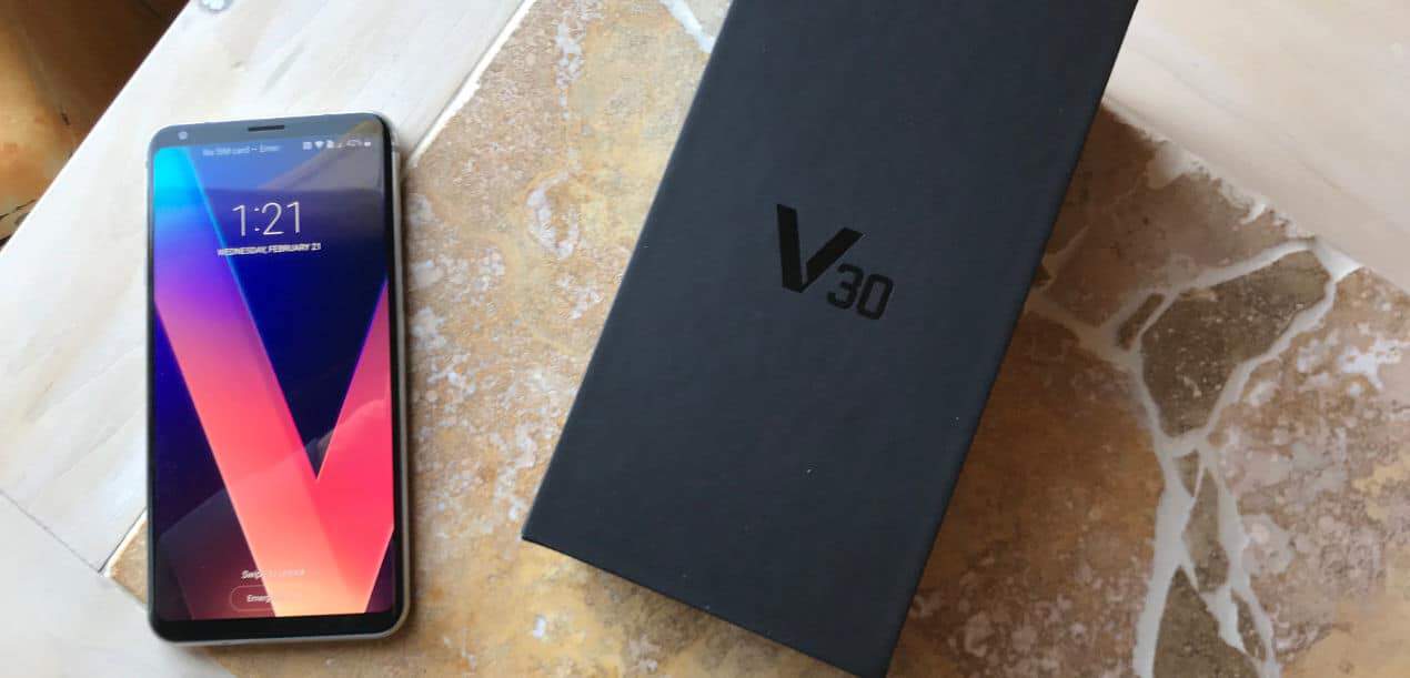 LG V30 Smart Phone Review - Gear Gadgets and Gizmos